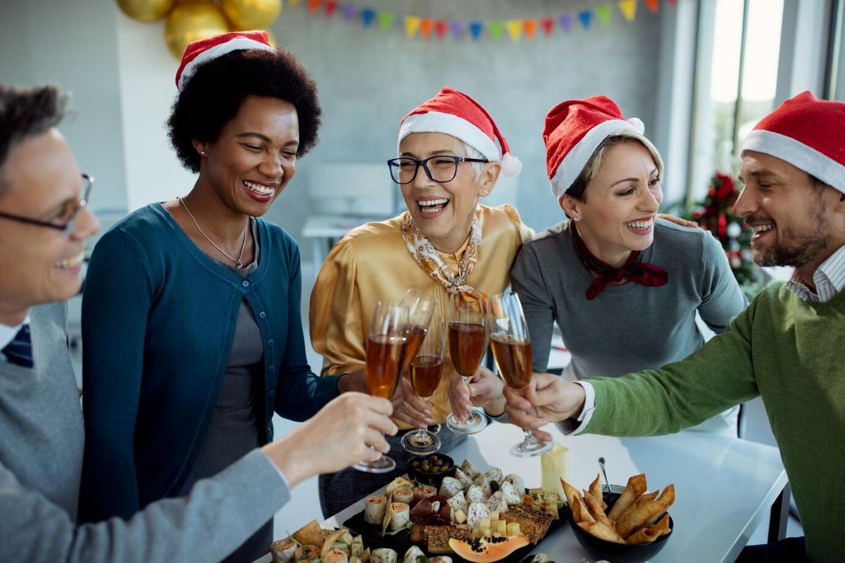 Hosting Your Holiday Office Party: A Festive Guide - Debu Magazine